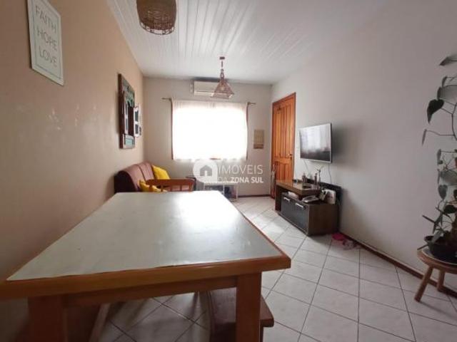 Casa à venda no bairro Hípica Porto Alegre/RS