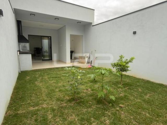 CASA À VENDA NO BAIRRO ITAICI, EM INDAIATUBA/SP