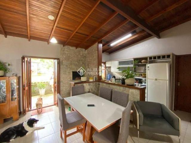 CASA À VENDA NO BAIRRO IMIGRANTE SUL CAMPO BOM/RS