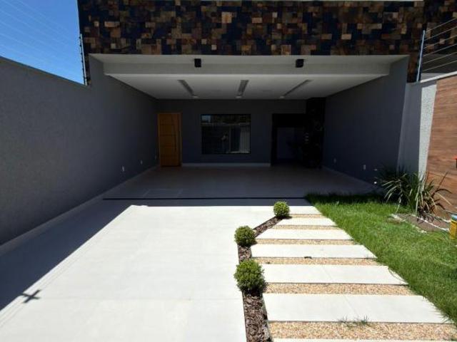 CASA À VENDA NO BAIRRO INDEPENDÊNCIA 3 QUARTOS, SUÍTE E ÁREA GOURMET COMPLETA