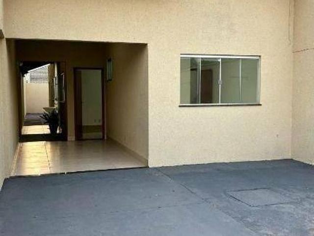 Casa à venda no Bairro Independência Aparecida de Goiânia