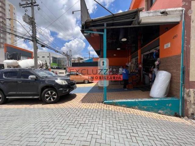 Casa a venda no bairro Independencia em Taubate | 3 dormitorios, suite e 7 garagens