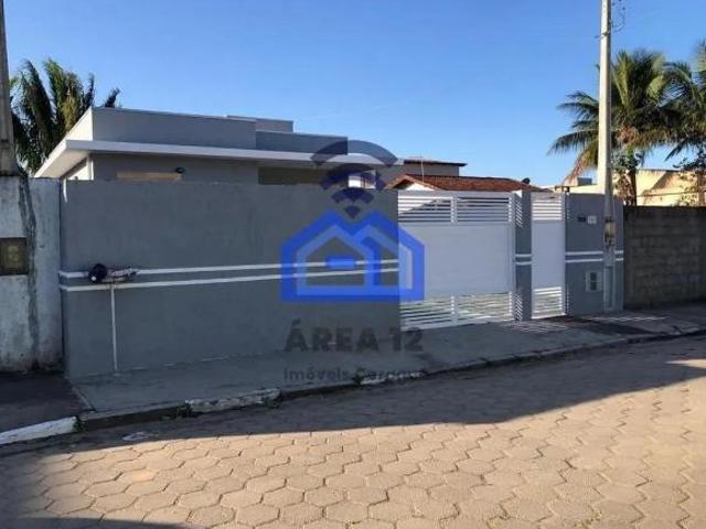 Casa à venda no bairro Jardim Tarumãs com 2 dormitórios, sendo 1 suíte, sala com 2 ambientes, banh