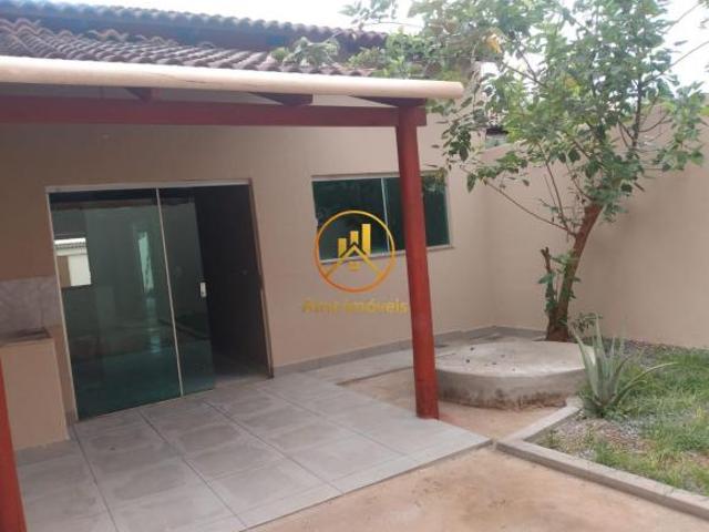 Casa à venda no bairro Jardim Tropical Aparecida de Goiânia/GO