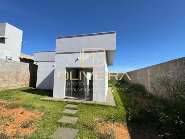 Casa à venda no bairro Jardim Vitória Patrocínio/MG