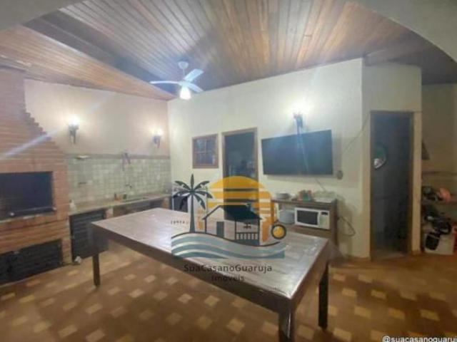 Casa à venda no bairro Jardim Acapulco em Guarujá/SP