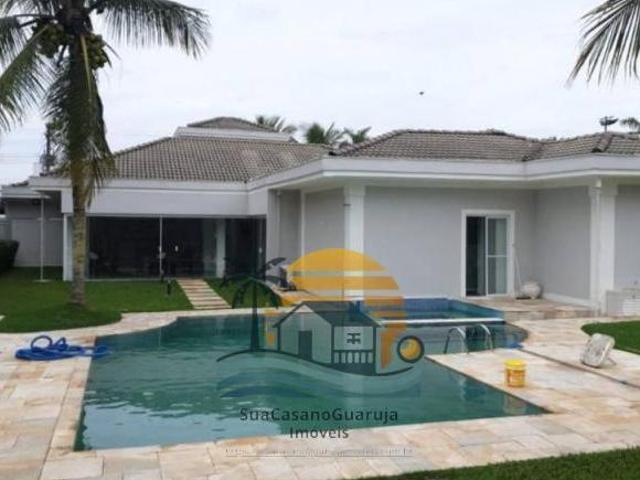 Casa à venda no bairro Jardim Acapulco em Guarujá/SP