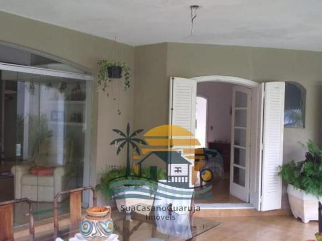 Casa à venda no bairro Jardim Acapulco em Guarujá/SP