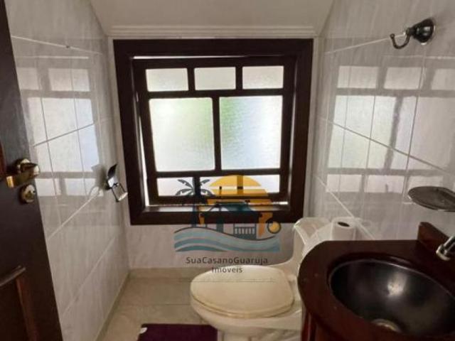 Casa à venda no bairro Jardim Acapulco em Guarujá/SP
