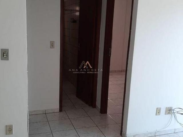 Casa à venda no bairro Jardim Aclimação, com 220m² e 04 dormitórios