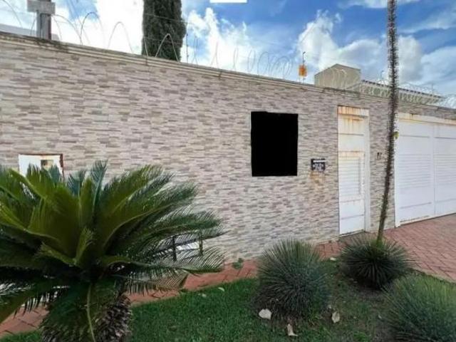 Casa à venda no bairro Jardim América em Goiânia/GO