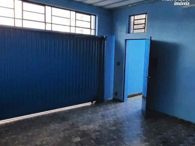 Casa à venda no bairro Jardim Bandeirantes em Poços de Caldas/MG