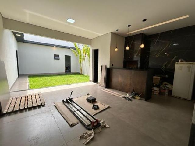 Casa à venda no bairro Jardim Botânico Uberlândia/MG