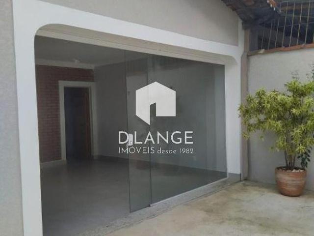 Casa à venda no bairro Jardim Campos Elíseos em Campinas