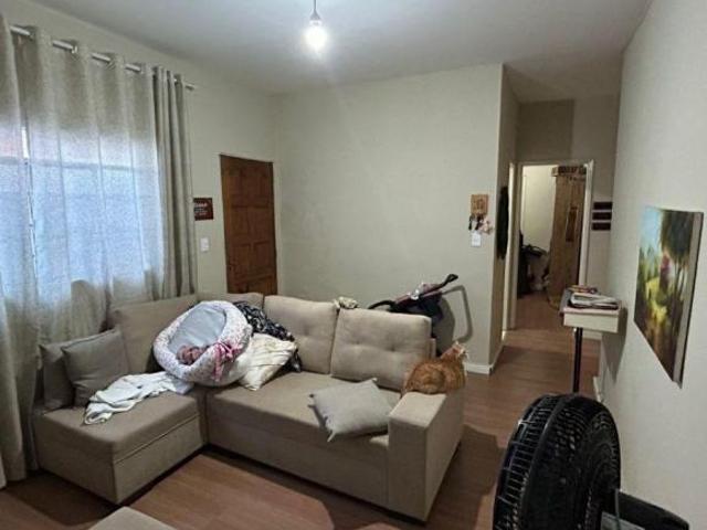 Casa à venda no bairro Jardim Califórnia