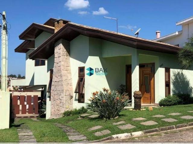 Casa à venda no bairro Jardim Coleginho Jacareí/SP