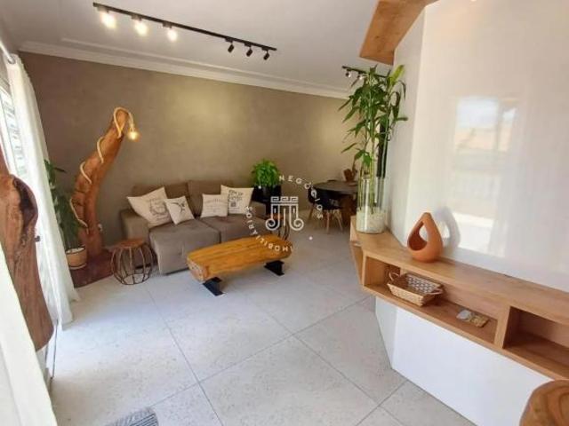 CASA À VENDA NO BAIRRO JARDIM DA FONTE EM JUNDIAÍ/SP