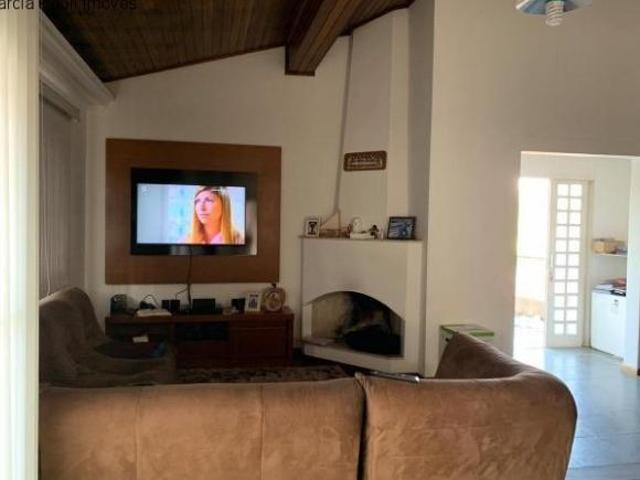 CASA A VENDA NO BAIRRO JARDIM DA SERRA JUNDIAÍ/SP