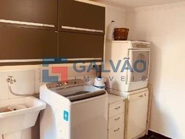 Casa à venda no Bairro Jardim Danúbio em Jundiaí SP