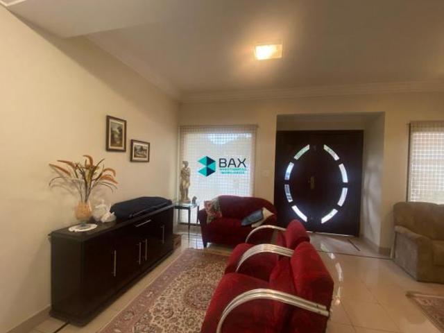 Casa à venda no bairro Jardim das Colinas São José dos Campos/SP