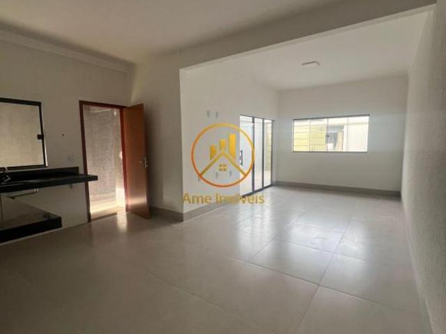 Casa à venda no bairro Jardim das Cascatas Aparecida de Goiânia/GO