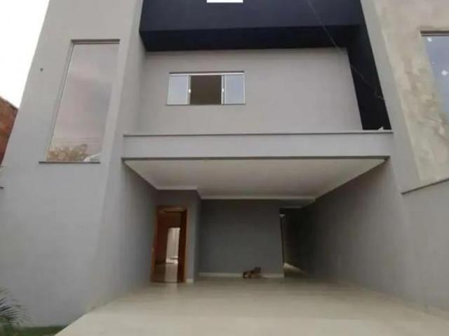 Casa à venda no bairro Jardim das Hortências em Aparecida de Goiânia/GO