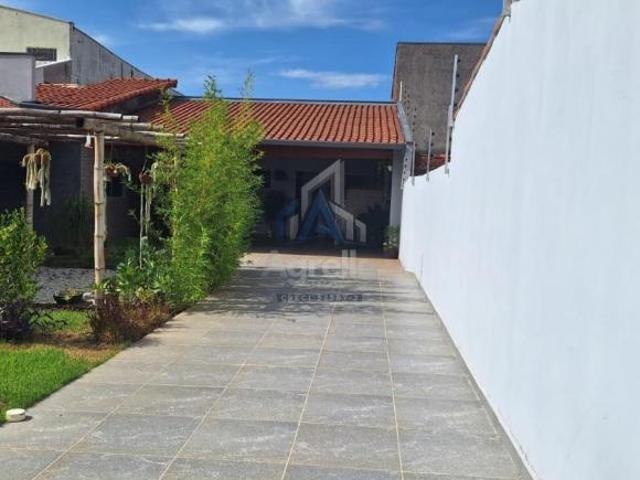 Casa à venda no bairro JARDIM DO LAGO Mogi Mirim/SP