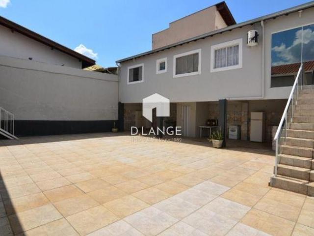 Casa à venda no bairro Jardim Europa em Paulínia