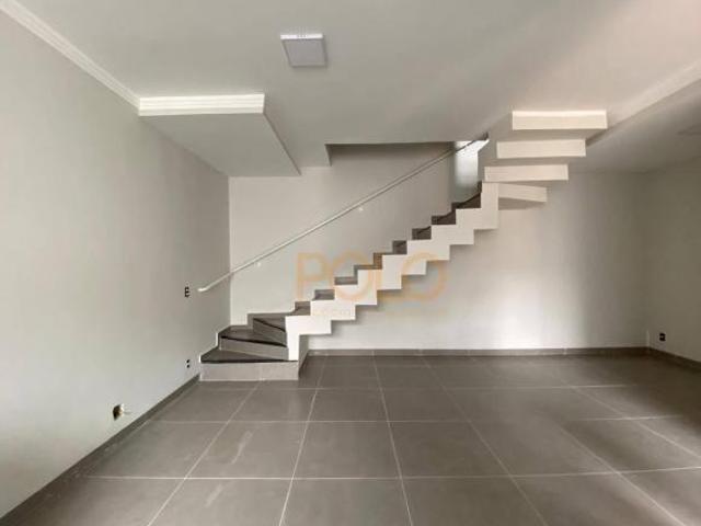 Casa à venda no bairro Jardim Europa em Uberlândia