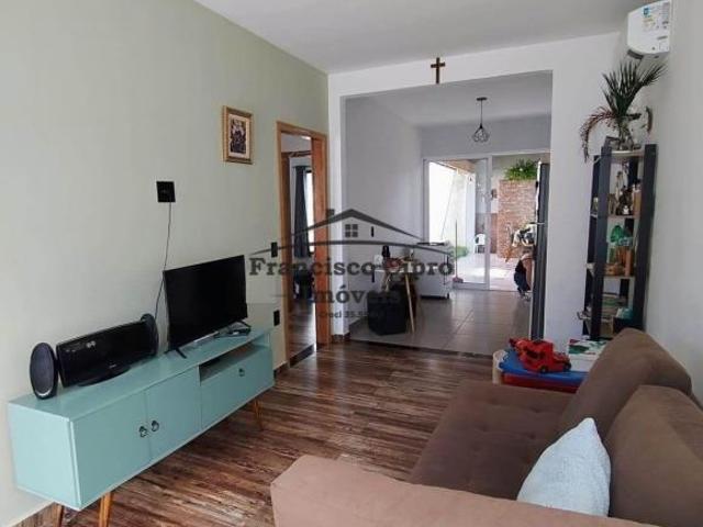 Casa à venda no bairro Jardim França II Guaratinguetá/SP