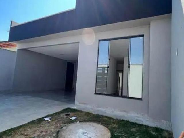 Casa à venda no bairro Jardim Helvécia Aparecida de Goiânia/GO