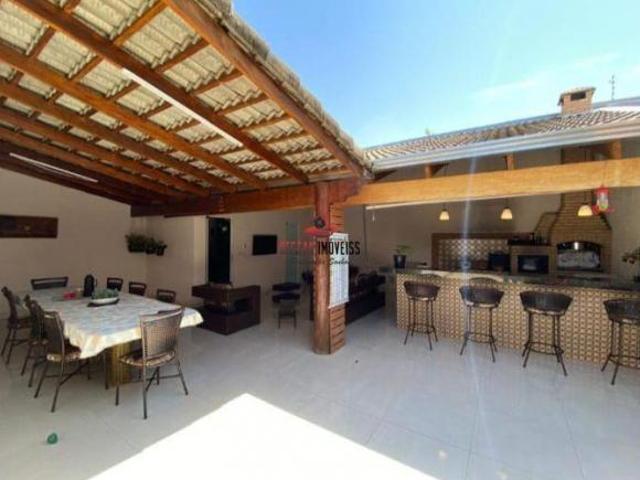 Casa à venda no bairro Jardim Holanda Uberlândia/MG