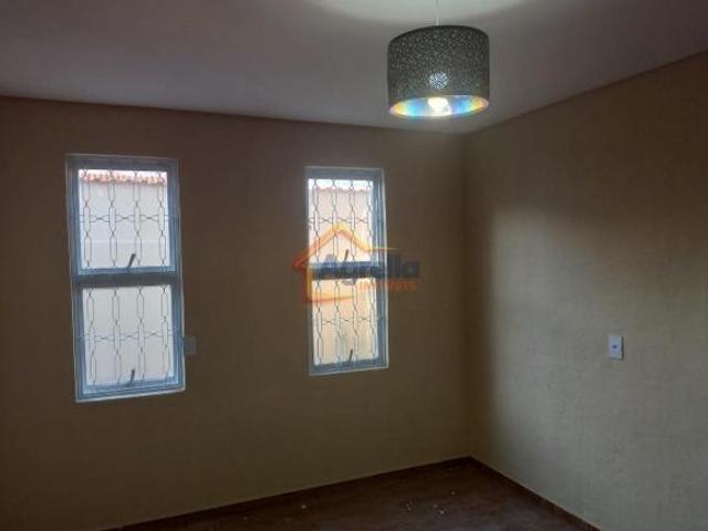 Casa à venda no bairro Jardim Ipê Pinheiro Mogi Guaçu/SP