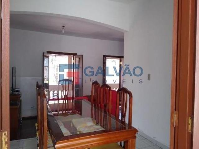 Casa à venda no Bairro Jardim Itália em Jundiaí SP