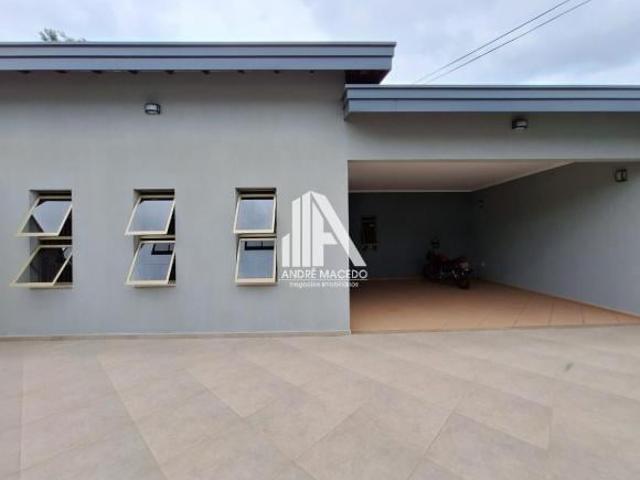 Casa à venda no bairro Jardim Itamaraty em Mogi Guaçu/SP