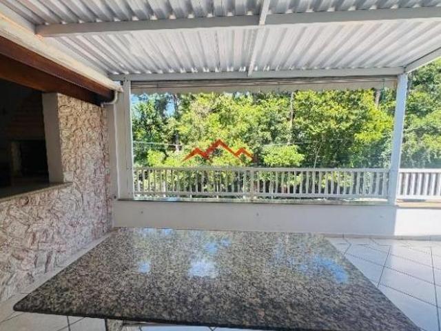 Casa a venda no bairro Jardim Messina em Jundiai SP