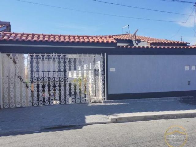 Casa à venda no bairro Jardim Mirante dos Ovnis Votorantim/SP