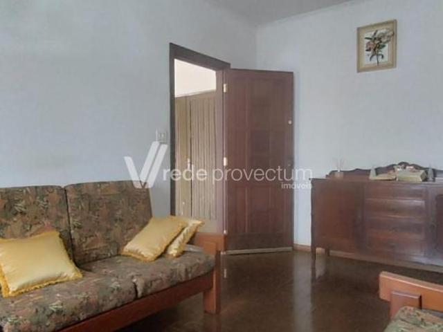 Casa à venda no Bairro Jardim Nova Europa