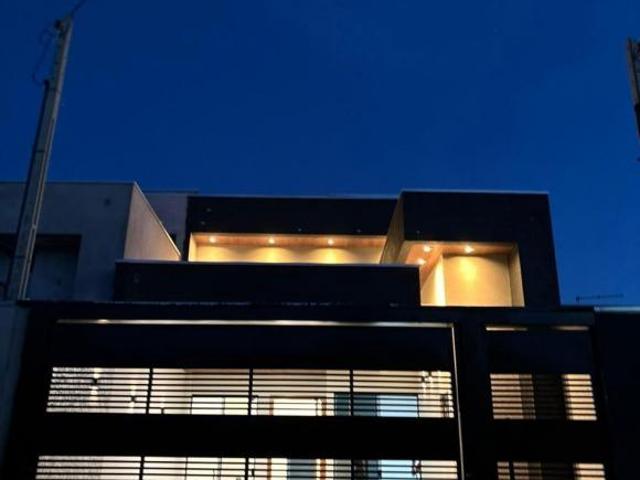 Casa à venda no bairro Jardim Novo Oásis em Maringá/PR.Com 105,00 m² de área privativa, esta residên