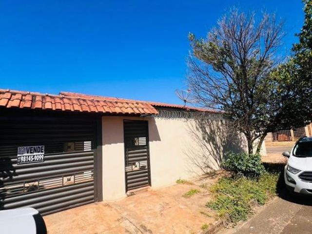 Casa à venda no bairro Jardim Pênfigo Campo Grande/MS