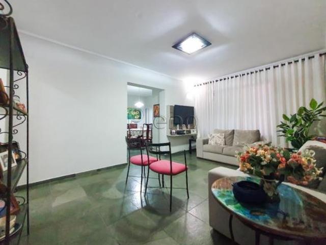 Casa à Venda no bairro Jardim Pinheiros em Valinhos