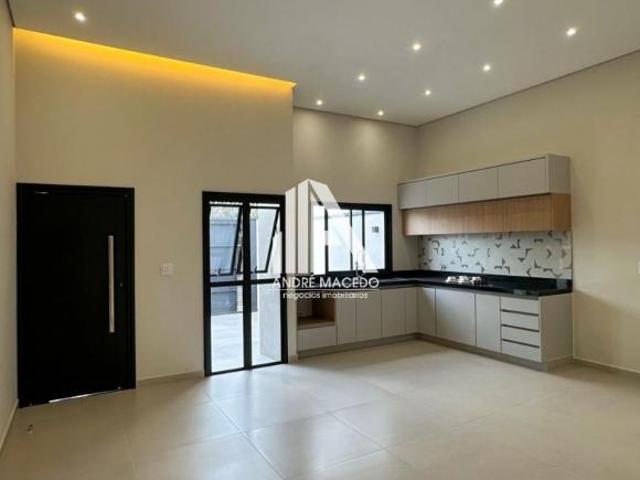 Casa à venda no bairro Jardim Planalto Verde em Mogi Guaçu/SP