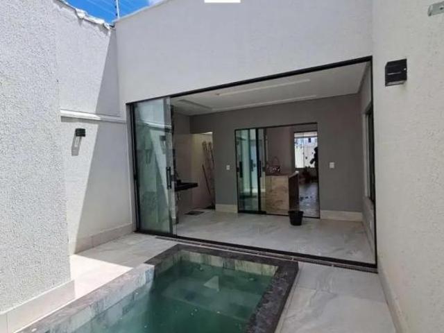 Casa à venda no bairro Jardim Presidente Goiânia/GO