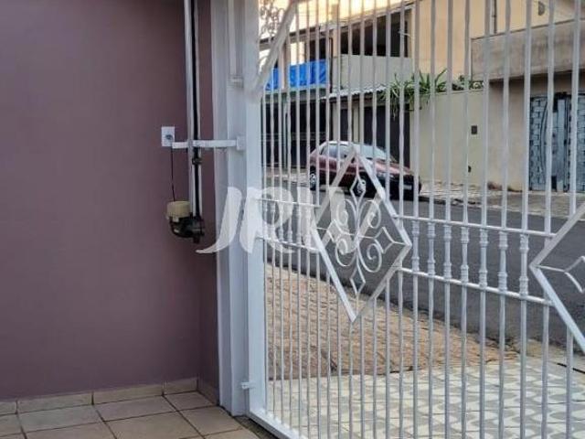 CASA A VENDA NO BAIRRO JARDIM RENATA NA CIDADE DE INDAIATUBA SP