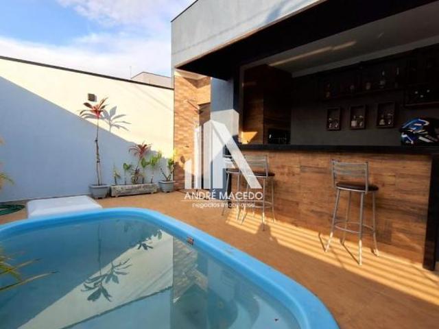 Casa à venda no bairro Jardim Santa Cruz em Mogi Guaçu/SP