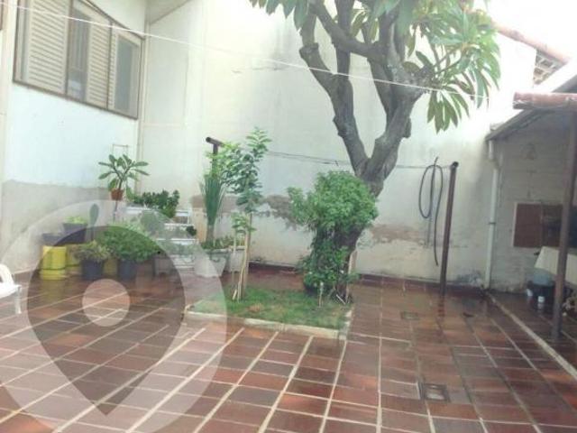 Casa à venda no bairro Jardim Santa Genebra