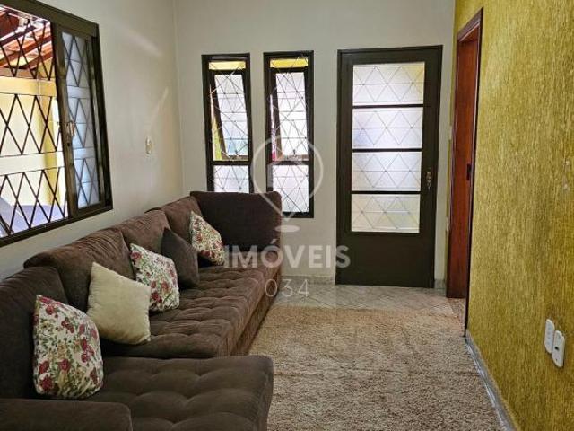 Casa à venda no bairro João Ribeiro