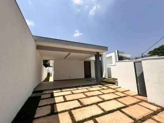 Casa a venda no bairro Joa