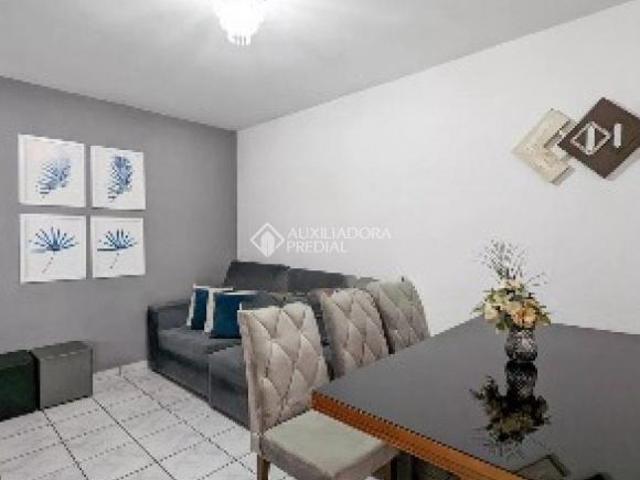 Casa à Venda no Bairro Jordanópolis