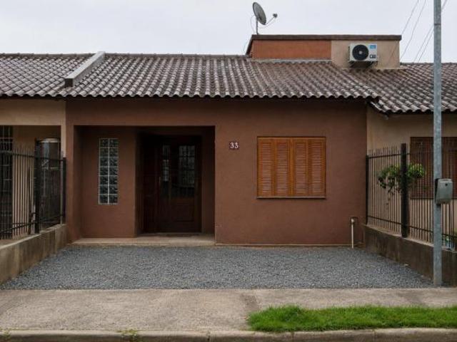 Casa à Venda no Bairro Krahe em Viamão com 57m